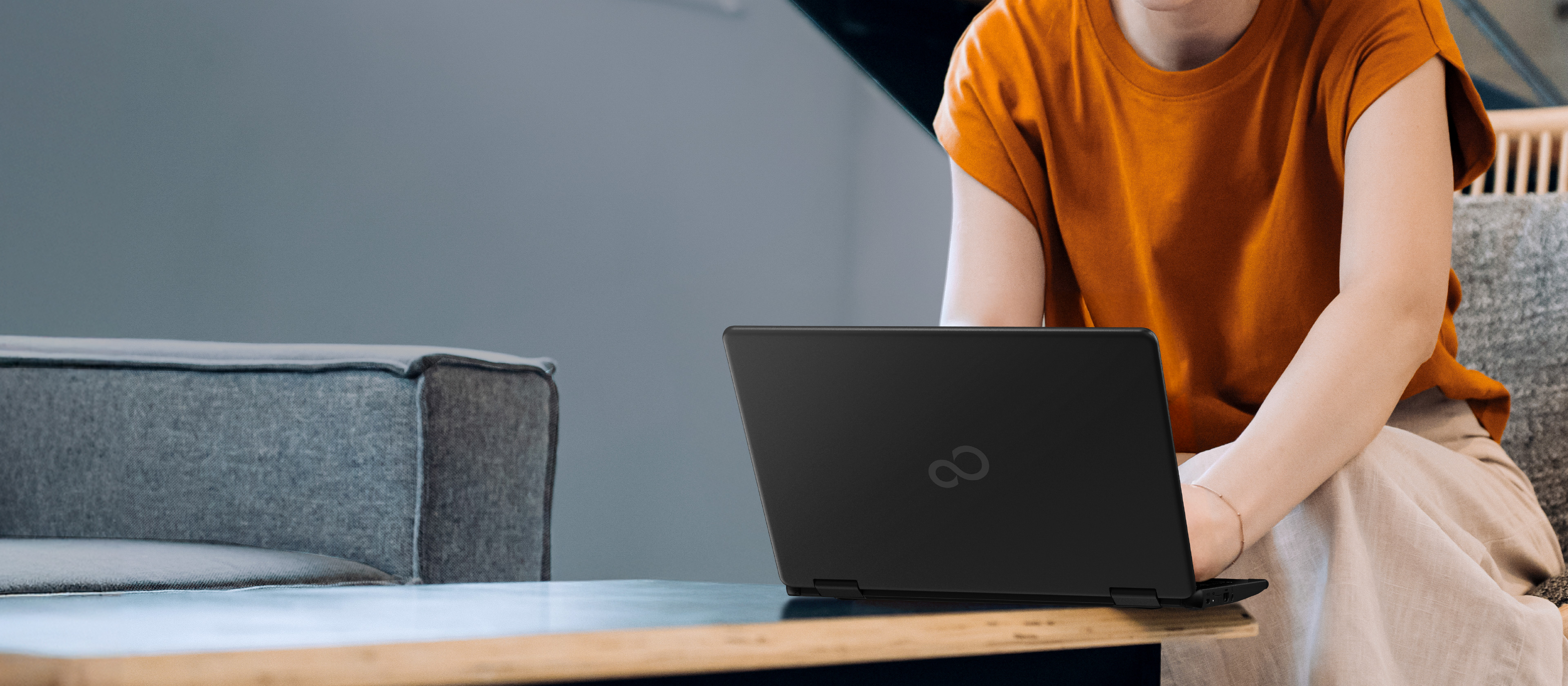 11.6型ワイド ノートパソコン（PC） LIFEBOOK QHシリーズ（WQ1/K1） - FMWORLD.NET（個人） ： 富士通パソコン