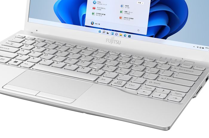 Color / Ports｜UH-X - FMWORLD.NET : Fujitsu PC